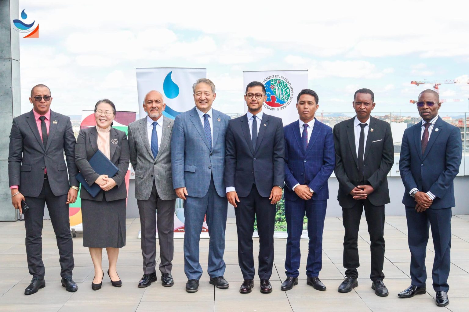 Accueil-Ministère de l'Eau, de l'Assainissement et de l'Hygiène - Meah