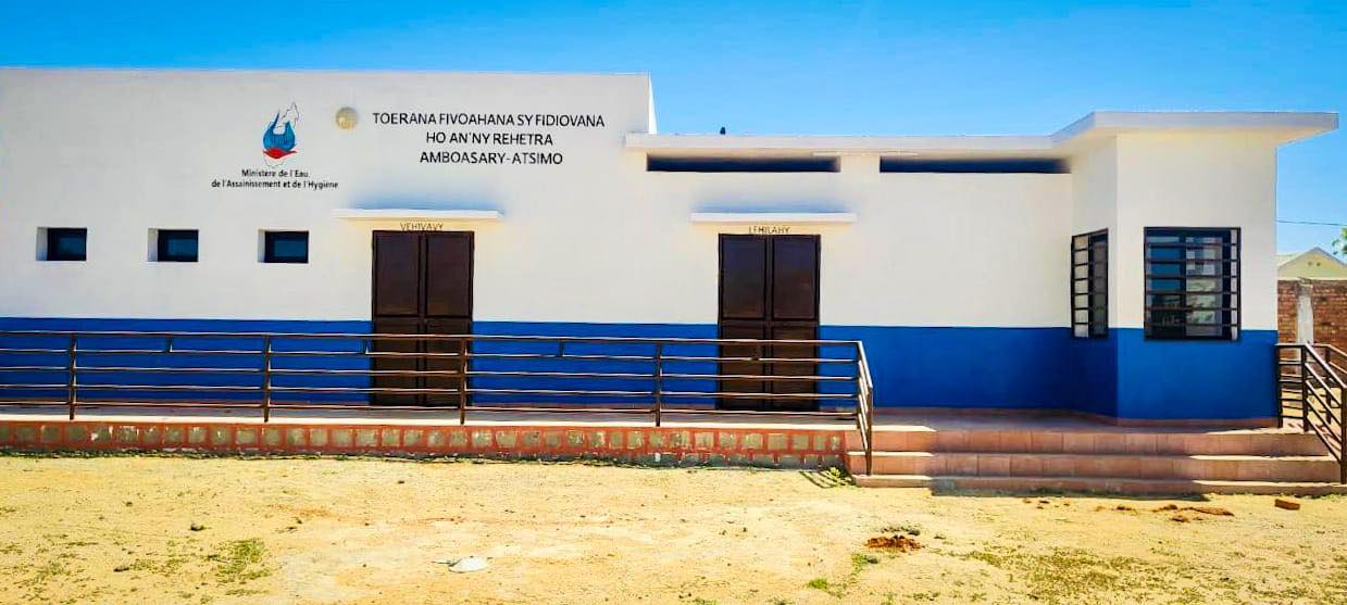 Natolotra ny Trano Fidiovana Vaovao ao amin’ny Kaominina Amboasary ...